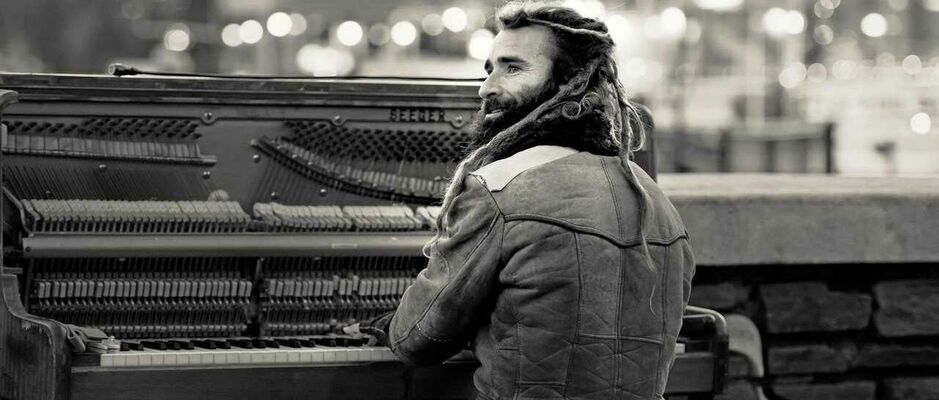 AJ Hickling • Loop Recordings Aot(ear)oa